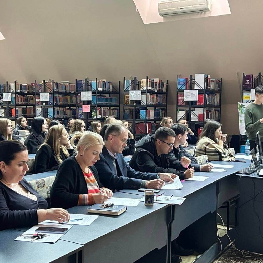 Despre colegiu – Colegiu